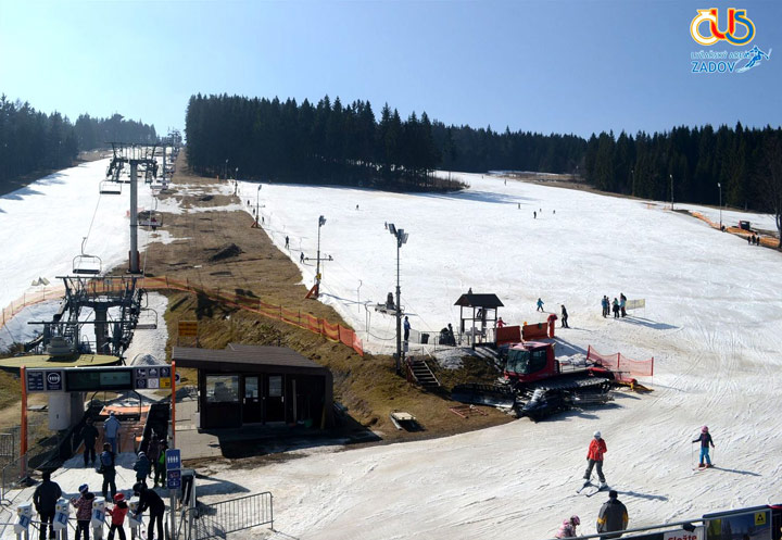 Lyžaři pozor - areál Zadov stále jede. Připravena řada akcí ...